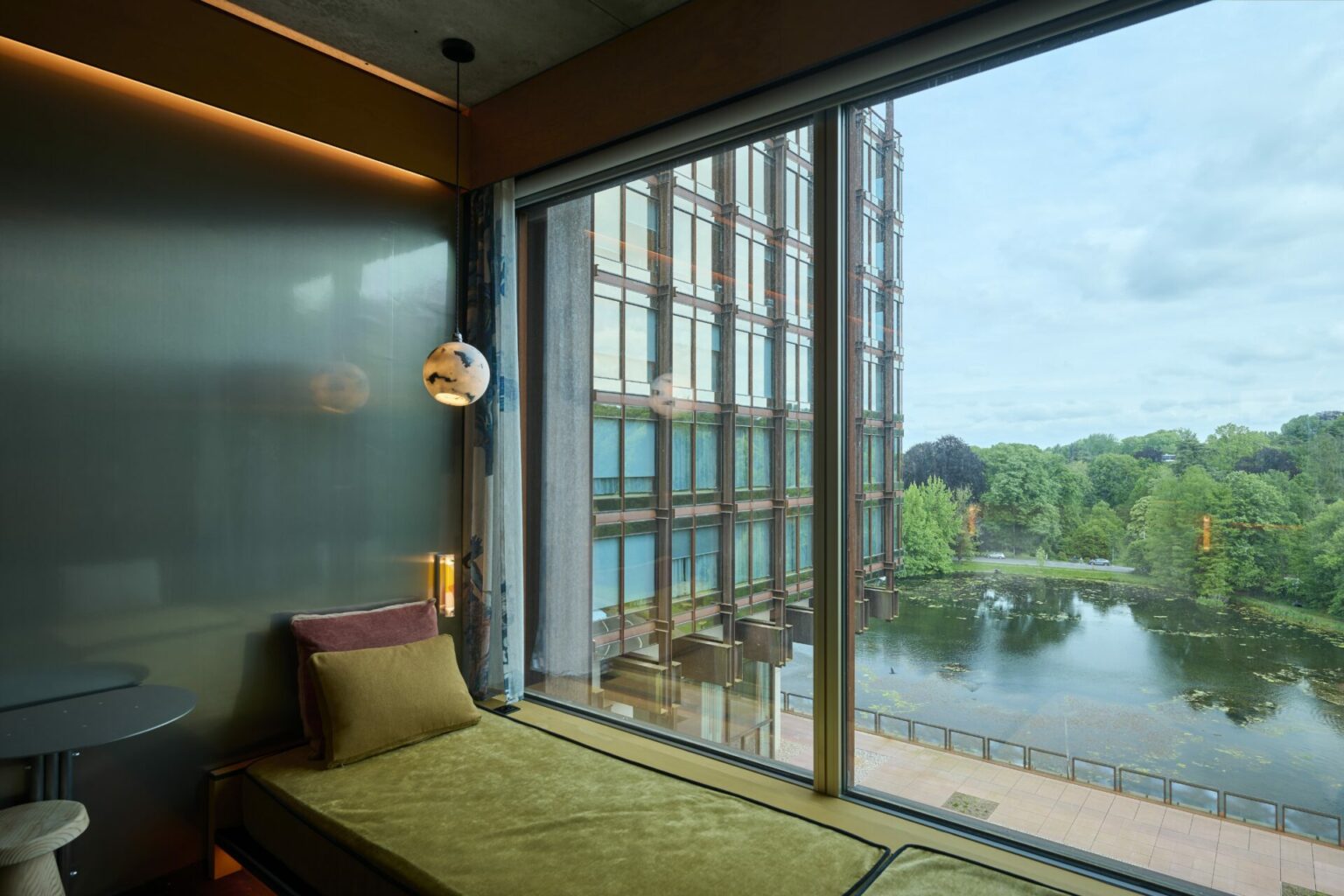 Hotel - Rooms & Suites - Mix Brussels